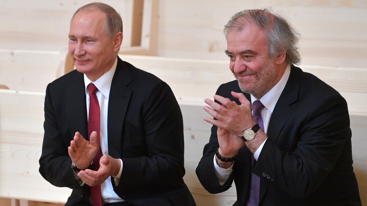 Walerij Gergijew dyryguje operami trzy razy dziennie – Recenzje płyt i ...